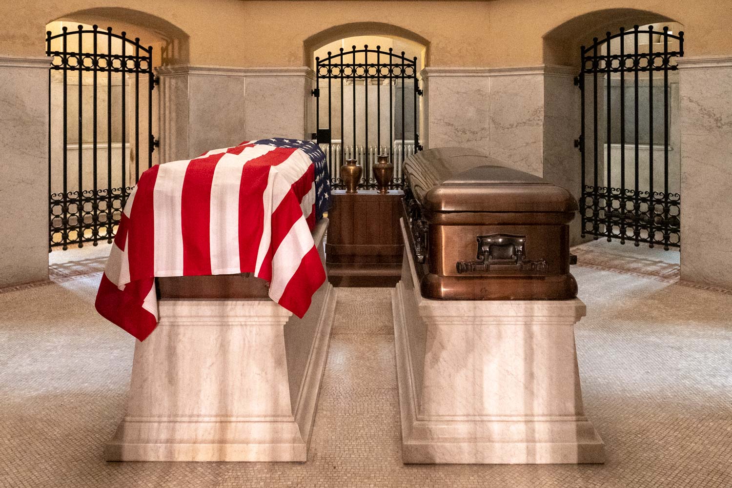 5 Reasons to Visit Lake View Cemetery in Cleveland